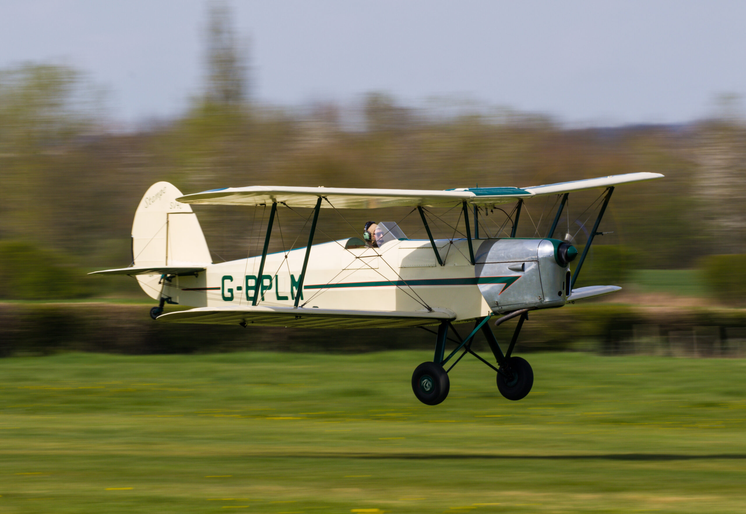 Fly a Tiger Moth - Aero Legends